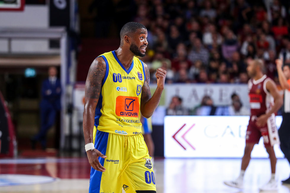 Givova Scafati, Julyan Stone affronta al PalaMangano il suo passato | LBA